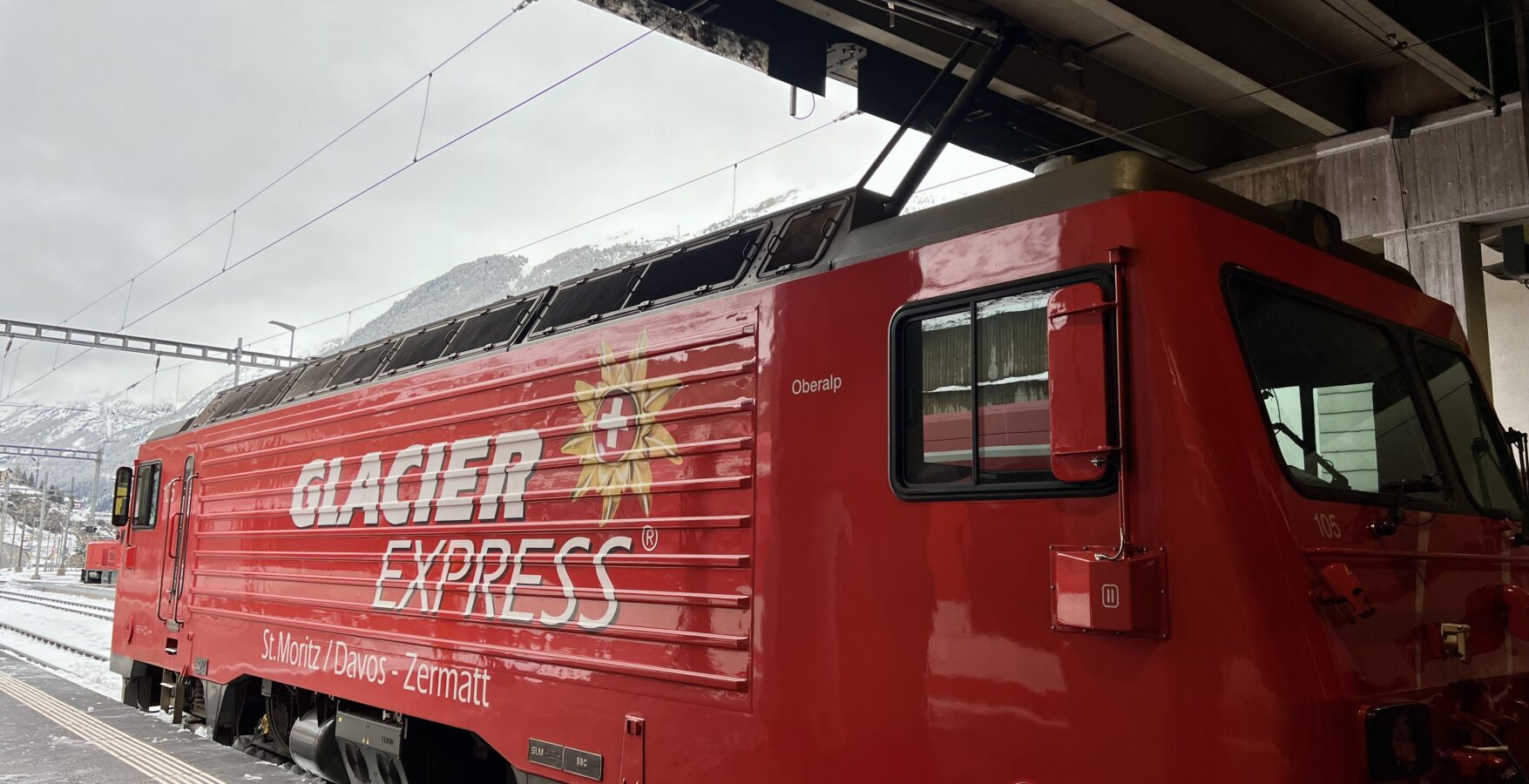 Le train panoramique Glacier Express en Suisse